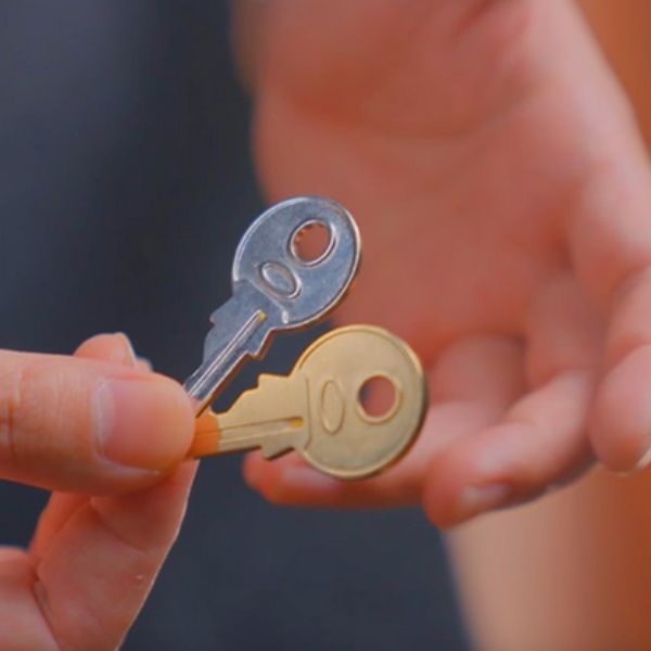 Hopping Keys by Bond Lee, Wenzi & MS Magic – All Things Magic