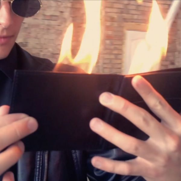 Perfect Fire Wallet by Victor Voitko – All Things Magic
